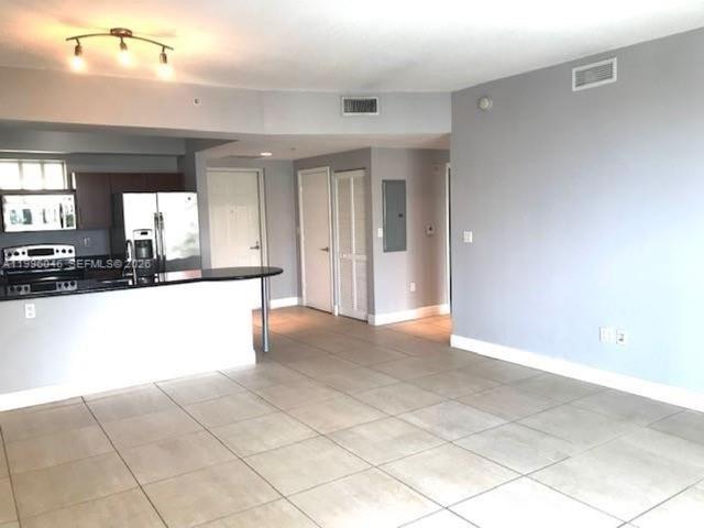 Luxury apartment complex for rent in Miami, United States