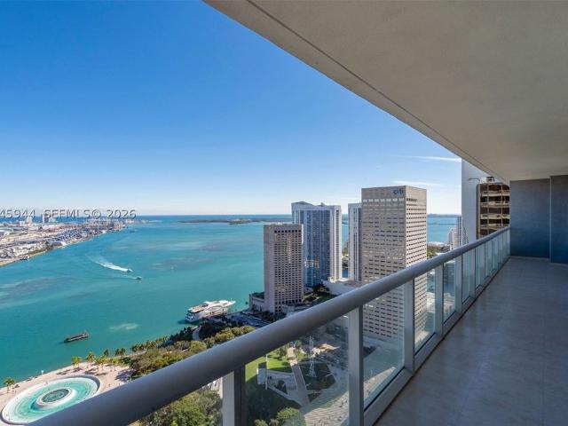Luxury apartment complex for rent in Miami, United States