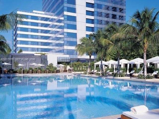 Luxury apartment complex for rent in Miami, United States