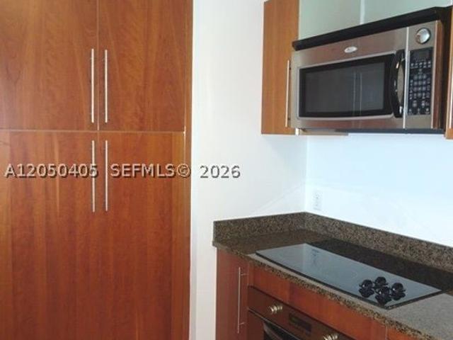 Luxury apartment complex for rent in Miami, United States
