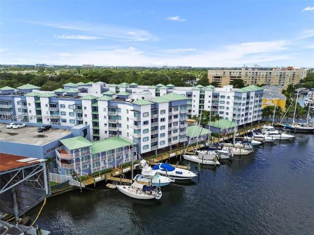Luxury apartment complex for rent in Miami, United States
