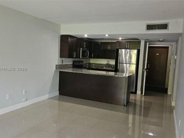 Luxury apartment complex for rent in Miami, United States
