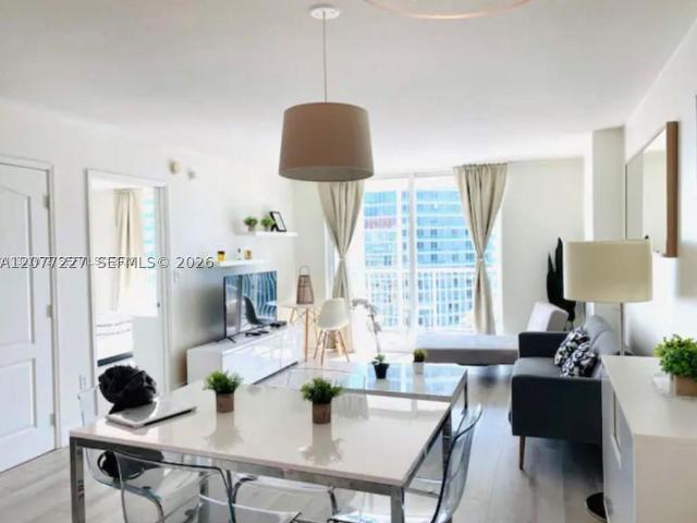 Luxury apartment complex for rent in Miami, United States