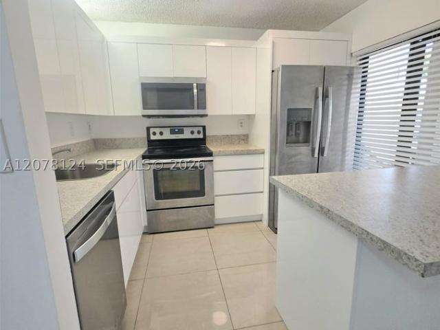 Luxury apartment complex for rent in Miami, United States