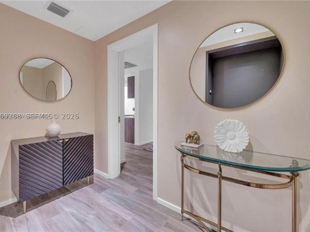 Luxury apartment complex for rent in Miami, United States