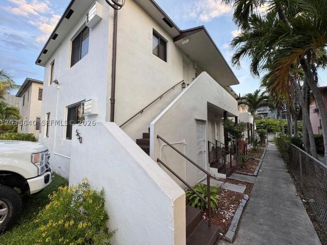 Luxury apartment complex for rent in Miami, United States