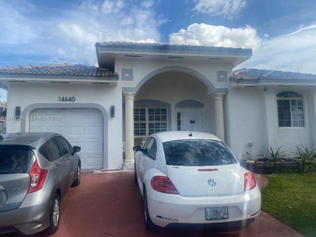 Luxury apartment complex for rent in Miami, United States