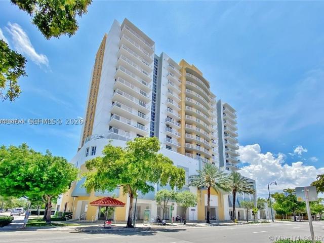 Luxury apartment complex for rent in Miami, United States