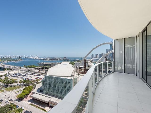 Luxury apartment complex for rent in Miami, United States