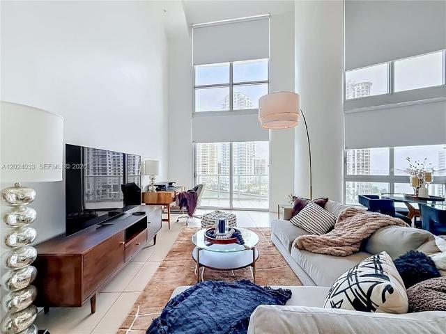 Luxury apartment complex for rent in Miami, United States
