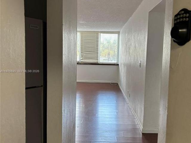 Luxury apartment complex for rent in Miami, United States