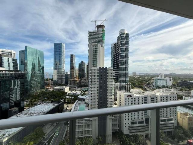 Luxury apartment complex for rent in Miami, United States