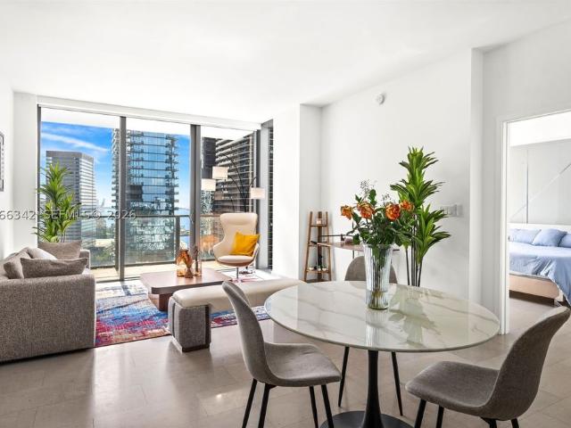 Luxury apartment complex for rent in Miami, United States