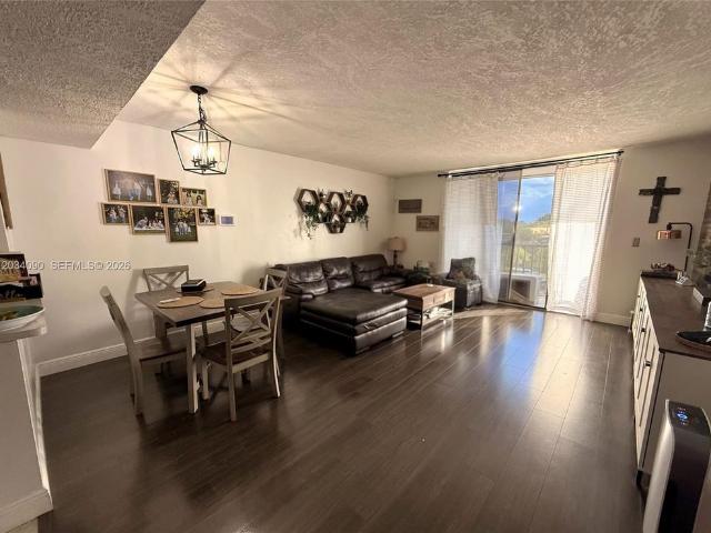 Luxury apartment complex for rent in Miami, United States