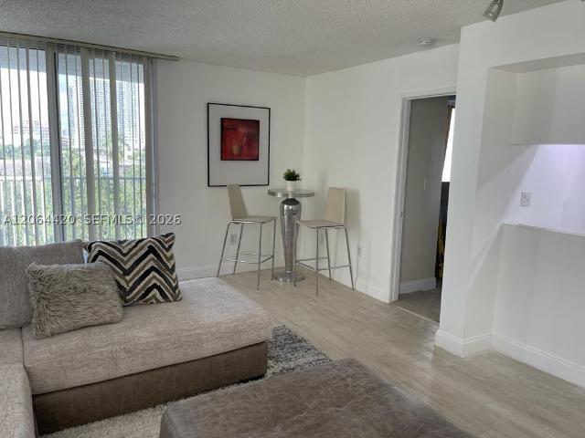 Luxury apartment complex for rent in Miami, United States