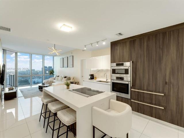 Luxury apartment complex for rent in Miami, United States