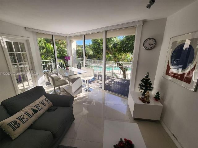Luxury apartment complex for rent in Miami, United States