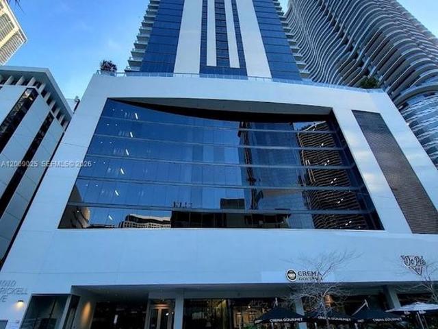 Luxury apartment complex for rent in Miami, United States