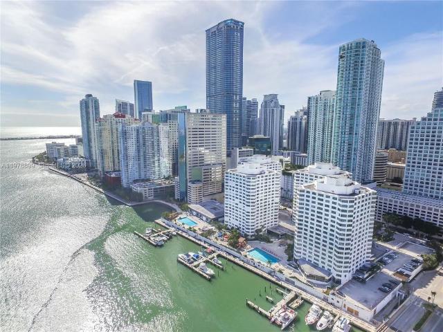 Luxury apartment complex for rent in Miami, United States
