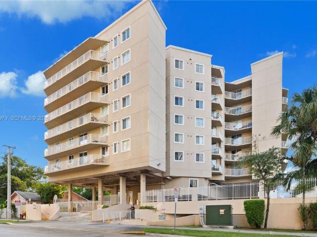 Luxury apartment complex for rent in Miami, United States