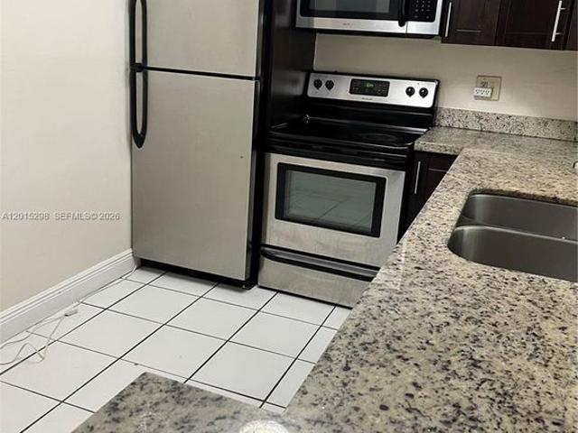 Luxury apartment complex for rent in Miami, United States