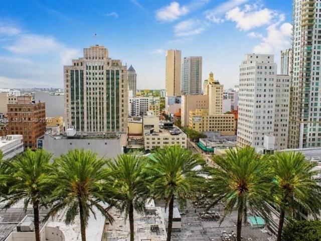 Luxury apartment complex for rent in Miami, United States
