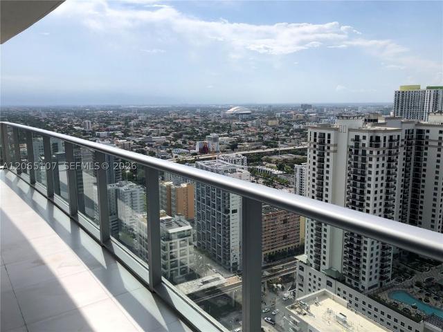 Luxury apartment complex for rent in Miami, United States