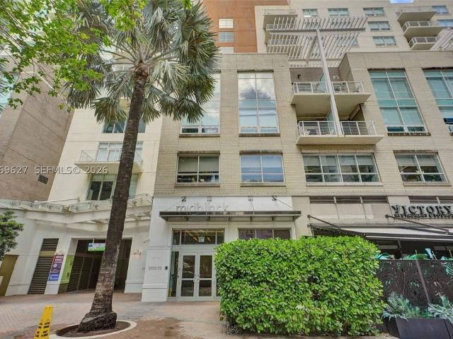 Luxury apartment complex for rent in Miami, United States