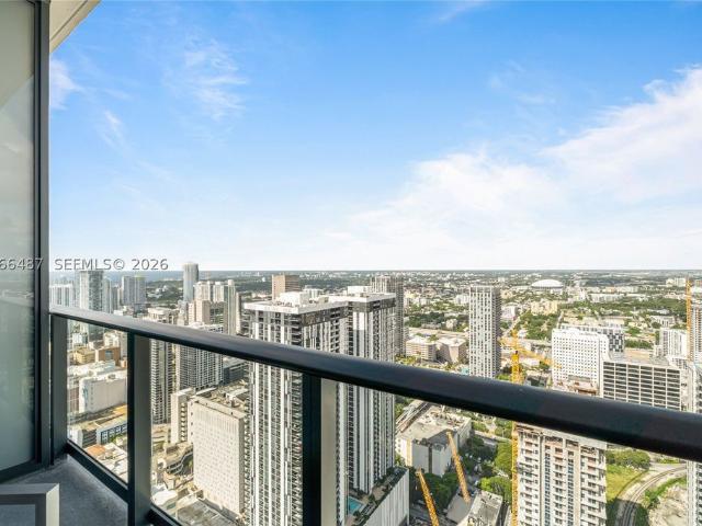 Luxury apartment complex for rent in Miami, United States