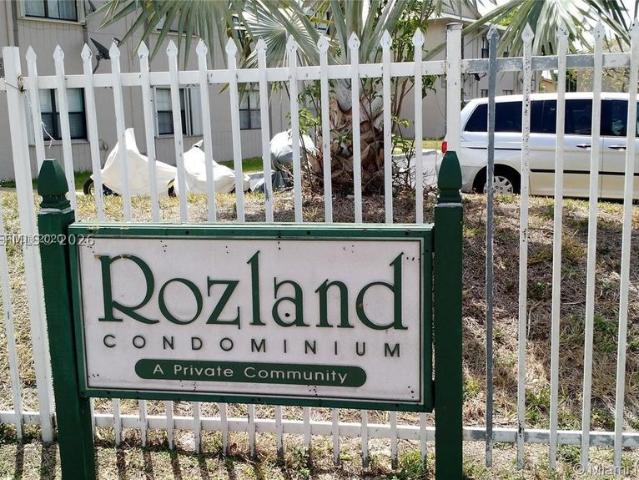 Luxury apartment complex for rent in Miami, United States
