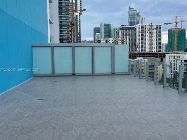 Luxury apartment complex for rent in Miami, United States
