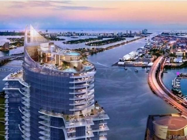 Luxury apartment complex for rent in Miami, United States