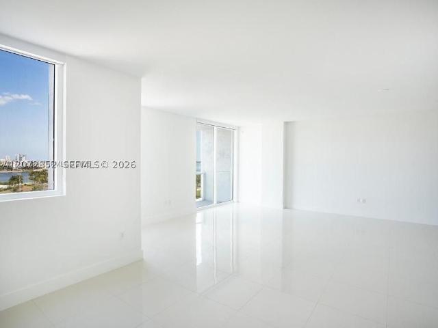 Luxury apartment complex for rent in Miami, United States