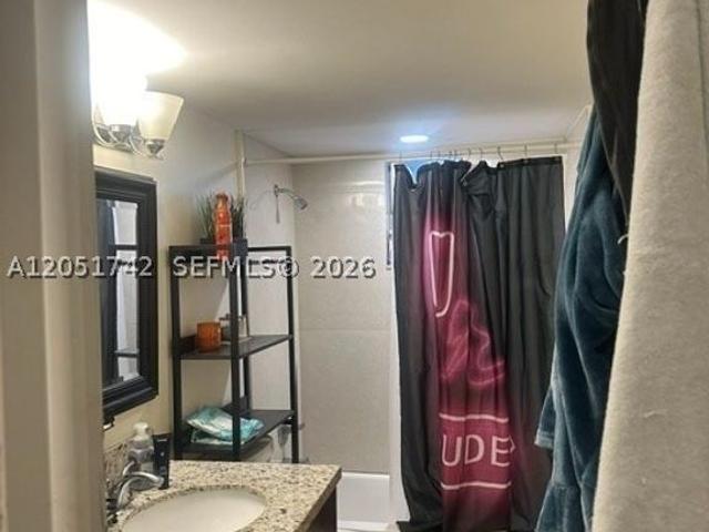 Luxury apartment complex for rent in Miami, United States