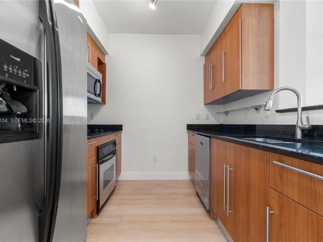 Luxury apartment complex for rent in Miami, United States