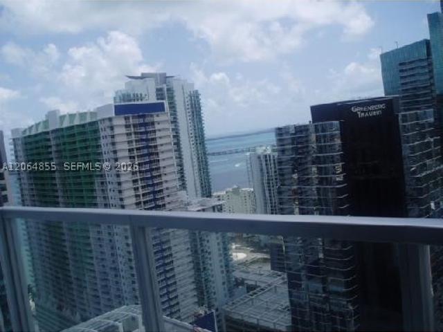 Luxury apartment complex for rent in Miami, United States