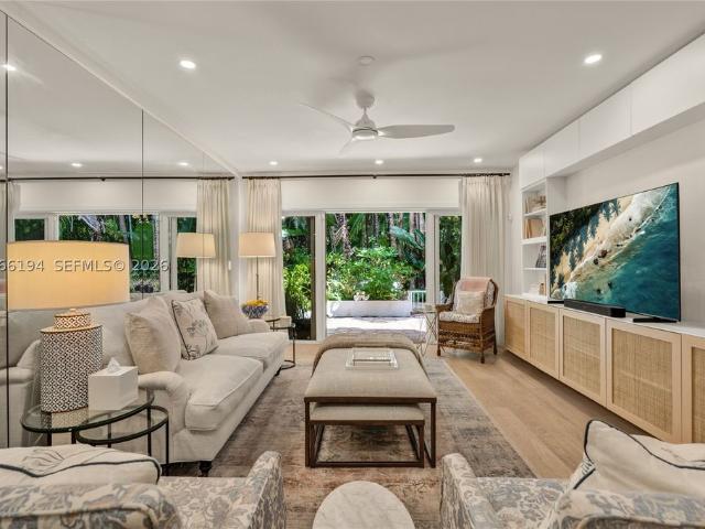 Luxury apartment complex for rent in Miami, United States