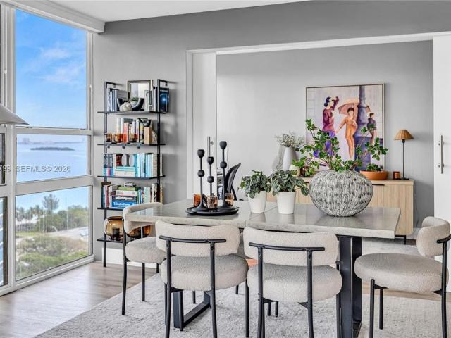Luxury apartment complex for rent in Miami, United States
