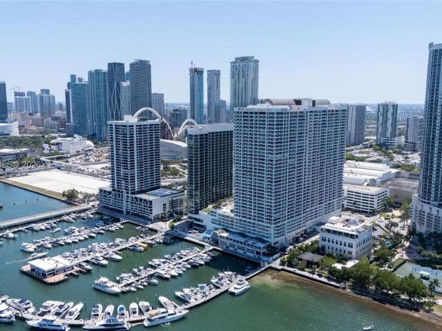 Luxury apartment complex for rent in Miami, United States