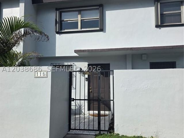 Luxury apartment complex for rent in Miami, United States