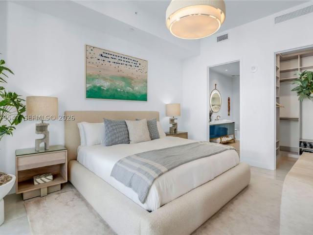 Luxury apartment complex for rent in Miami, United States