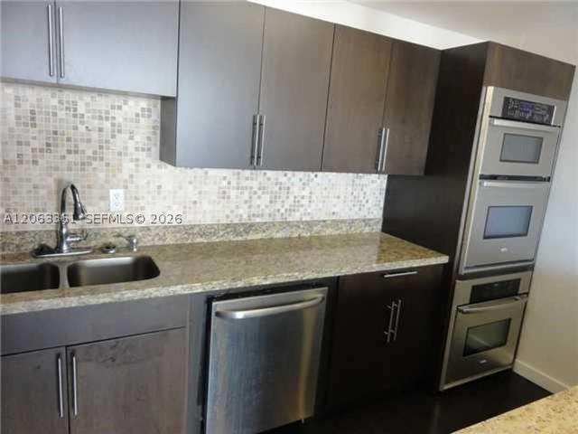 Luxury apartment complex for rent in Miami, United States