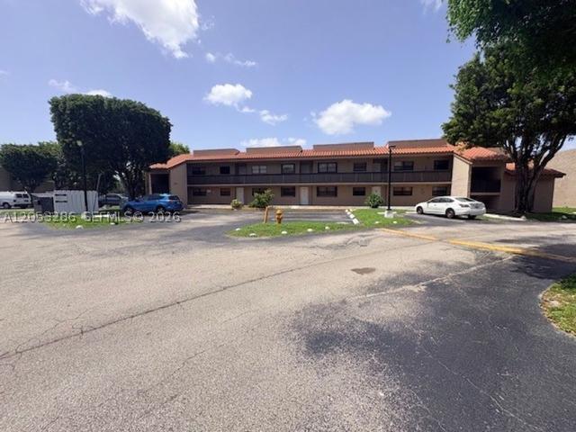 Luxury apartment complex for rent in Miami, United States
