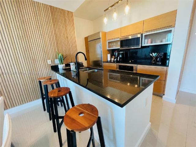 Luxury apartment complex for rent in Miami, United States