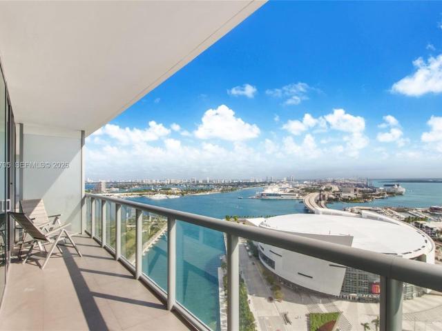 Luxury apartment complex for rent in Miami, United States