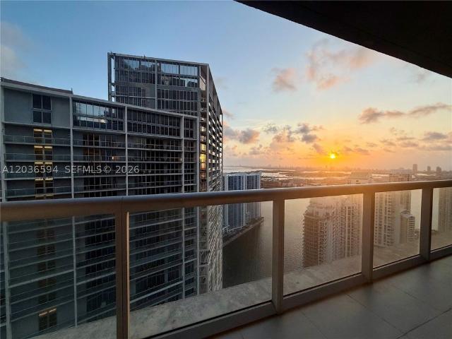 Luxury apartment complex for rent in Miami, United States