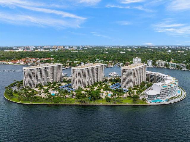 Luxury apartment complex for rent in Miami, United States