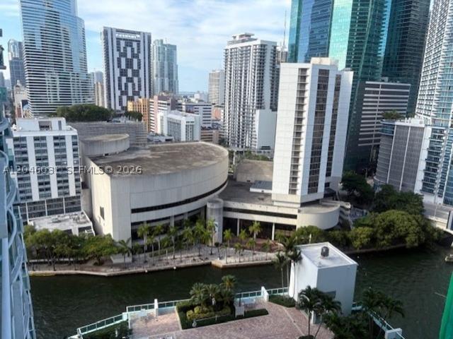 Luxury apartment complex for rent in Miami, United States