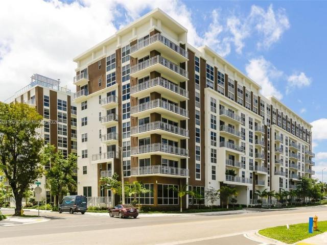 Luxury apartment complex for rent in Miami, United States