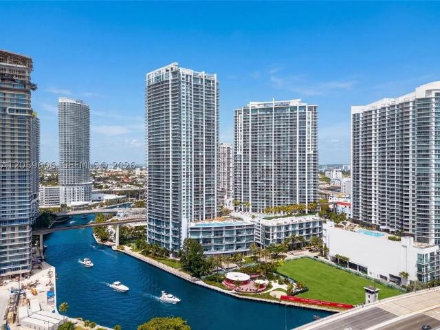 Luxury apartment complex for rent in Miami, United States